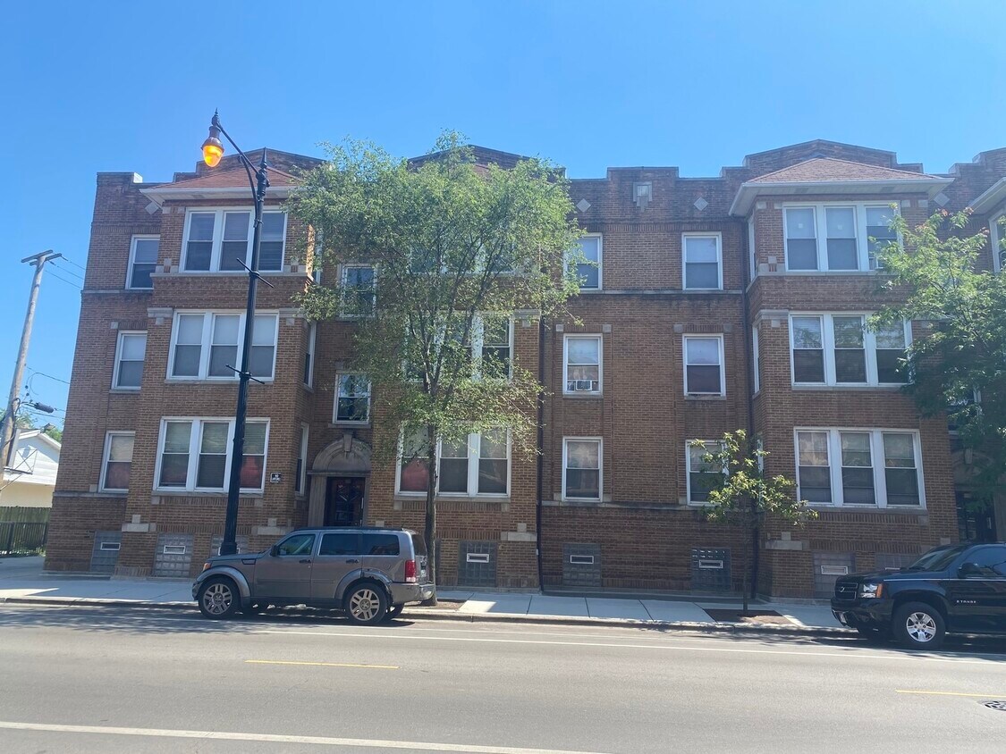359 E 71St St, Chicago, IL 60619 - House Rental in Chicago, IL ...