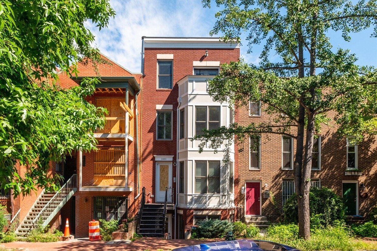 1431 Corcoran St NW, Washington, DC 20009 - House Rental in Washington ...