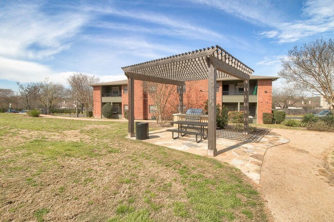 Promontory Point Apartments Apartments - Austin, TX | Apartments.com