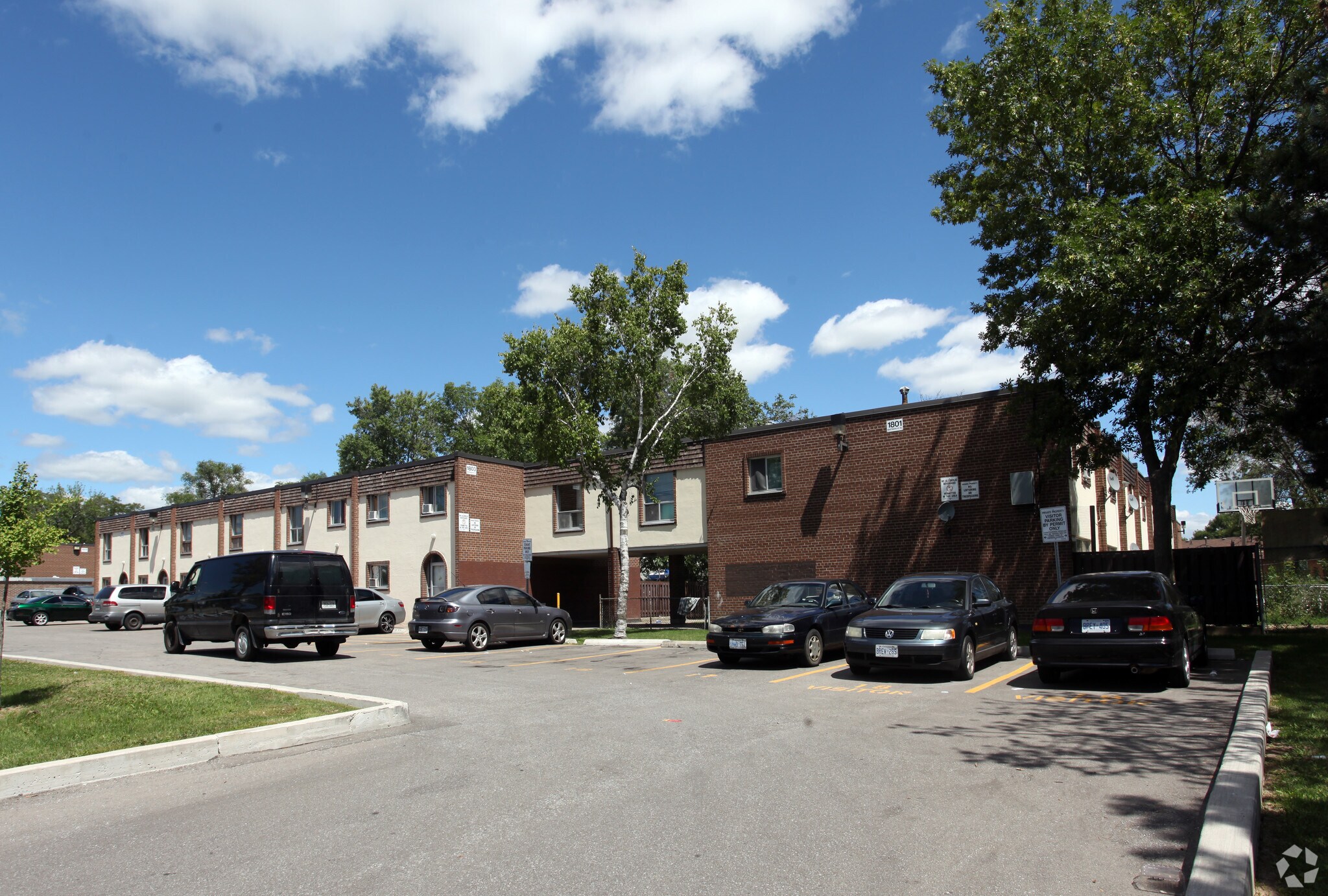 1801-1803 Martin Grove Rd, Toronto, ON M9V 3S5 Apartments - 1801-1803 ...