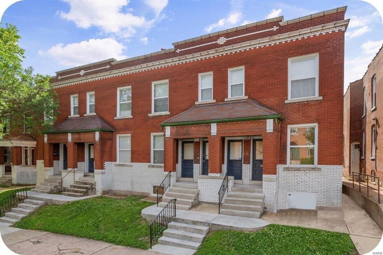 3465-3471 S Spring Ave Unit 3471 1F, St. Louis, MO 63116 - Room for ...
