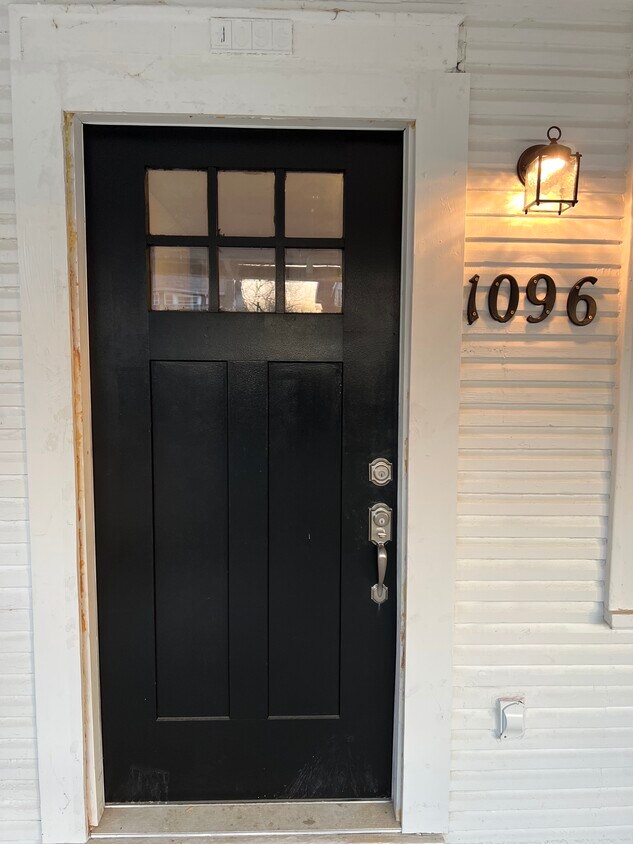 1096 Miller Ave, Columbus, OH 43206 - Townhome Rentals in Columbus OH ...