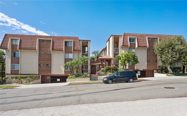 2101 E 21ST St Unit 305, SIGNAL HILL, CA 90755 - Condo for Rent in ...