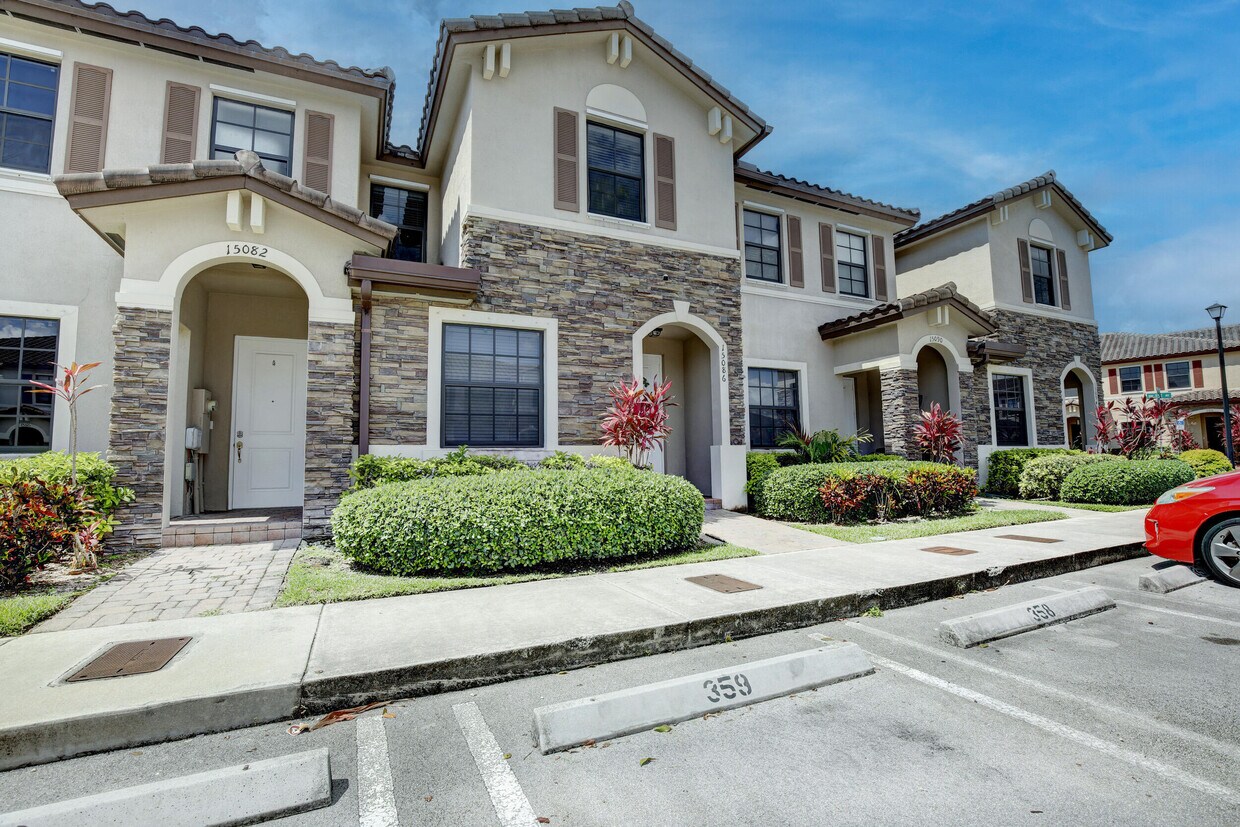 15086 SW 115th St, Miami, FL 33196 - Townhome Rentals in Miami FL ...