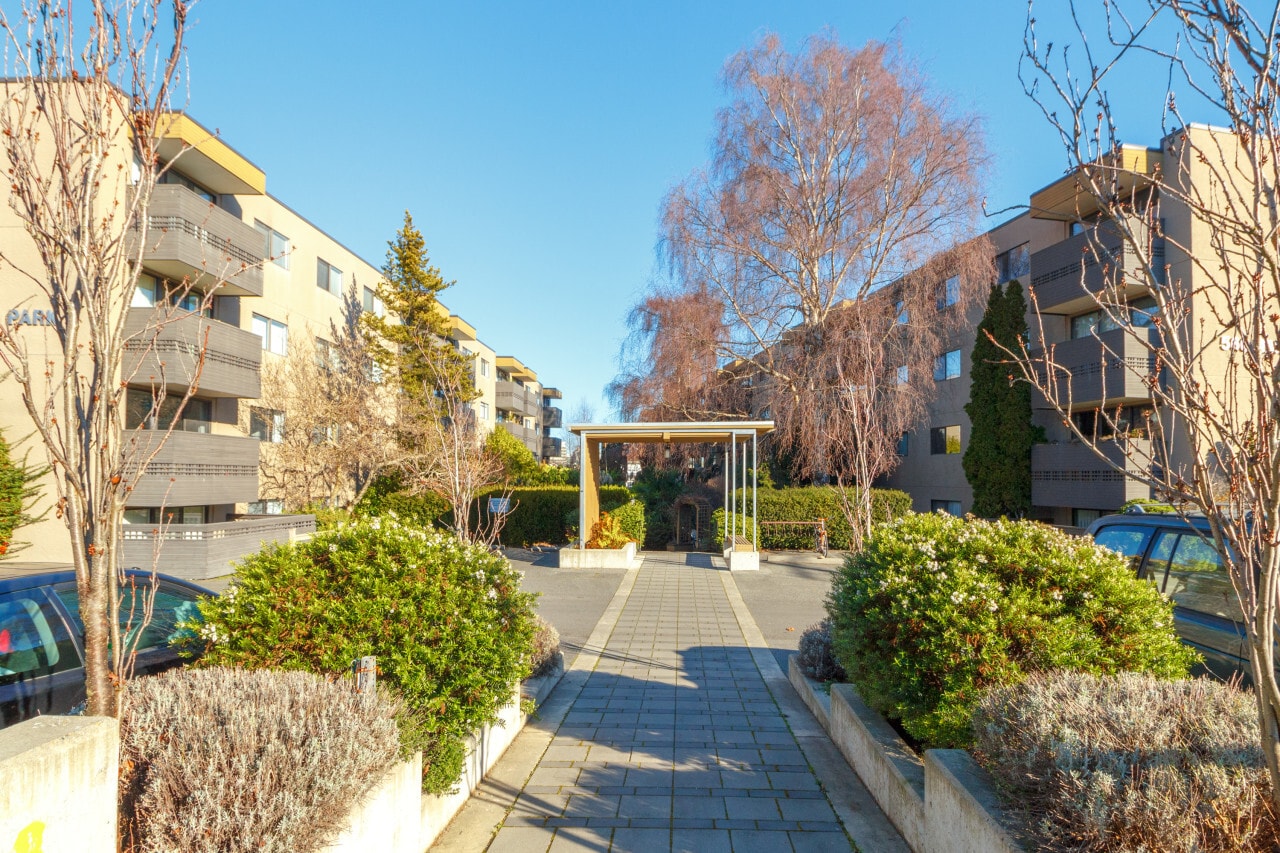 Marifield Park Apartments - 566 Simcoe St Victoria, BC | Apartments.com