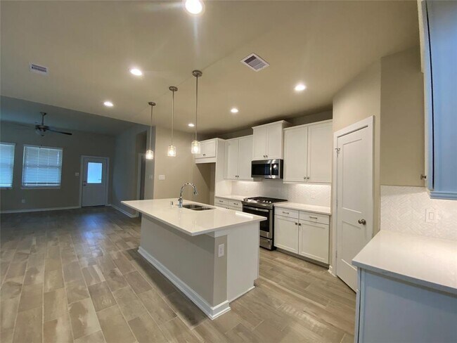 10778 Chinese Violet, Conroe, TX 77385 - House Rental in Conroe, TX ...