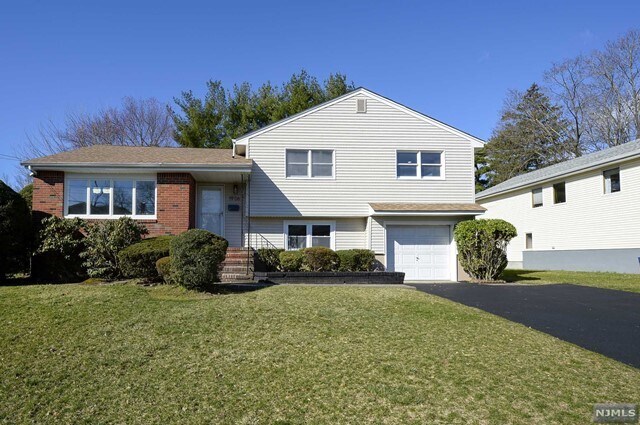 19-06 Angelo Terrace, Fair Lawn, NJ 07410 - House Rental in Fair Lawn ...