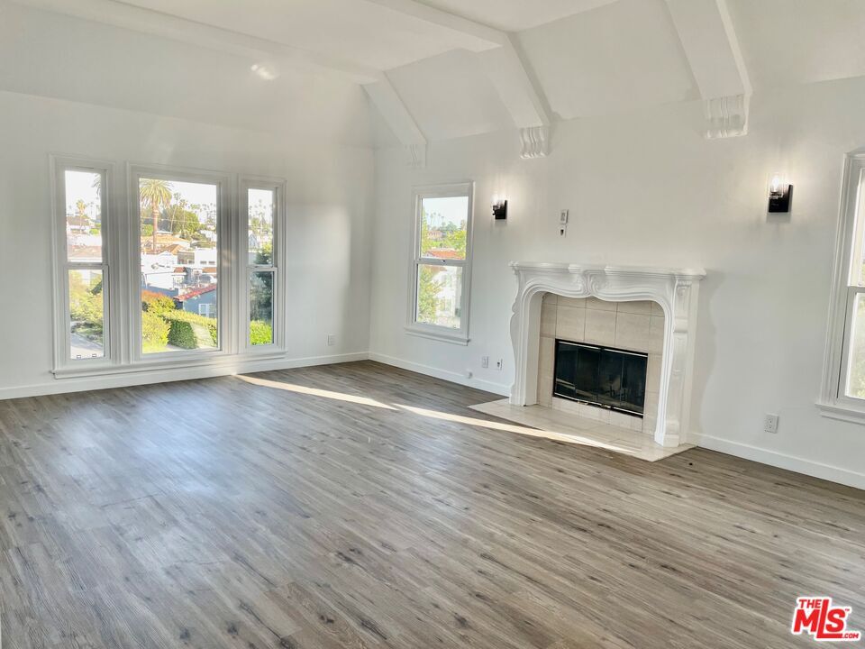 1259 S Rimpau Blvd, Los Angeles, CA 90019 - House Rental in Los Angeles ...