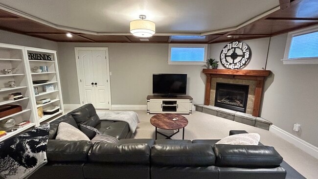 Meublée Condos à louer à Georgina ON - 4 Rentals |Apartments.com