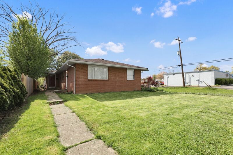 711-715-715 S Chesterfield Rd Columbus, OH 43209 - Alquileres en ...