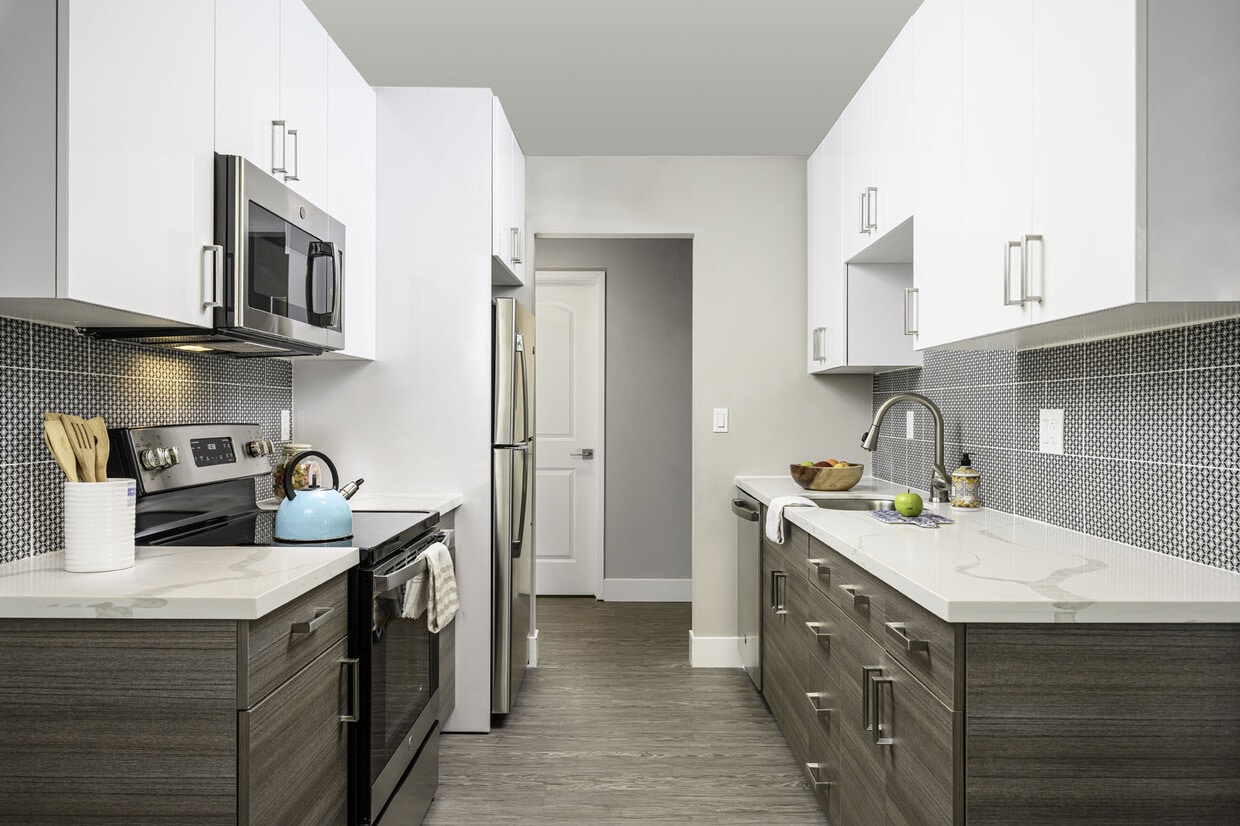 Brookside - 600 Rainbow Dr Mountain View, CA 94041 | Apartments.com