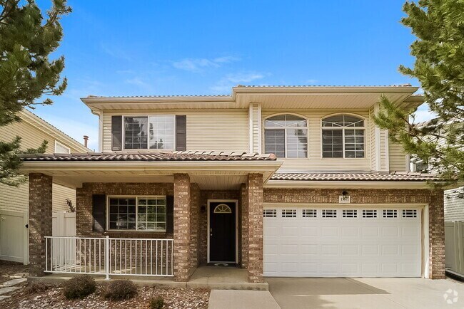 Kessler Walk at Green Valley Ranch Apartments for Rent with a Garage ...