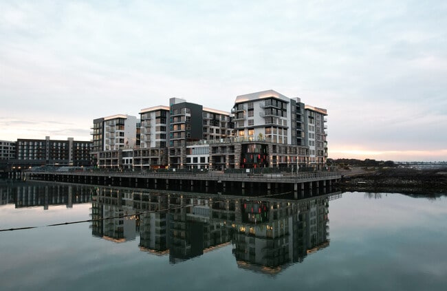 Portico Waterfront - Apartments in Oakland, CA | Apartments.com