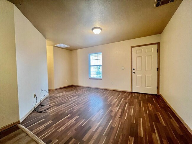 405 Sisters Ave Unit 202, Springdale, AR 72764 - Room for Rent in ...