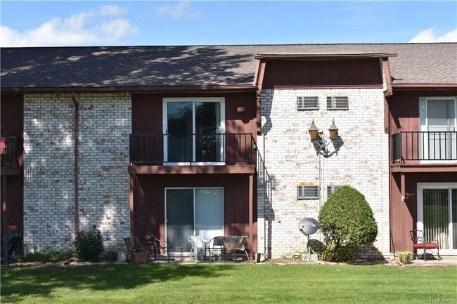 7380 Woodview St, Westland, MI 48185 - Condo for Rent in Westland, MI ...