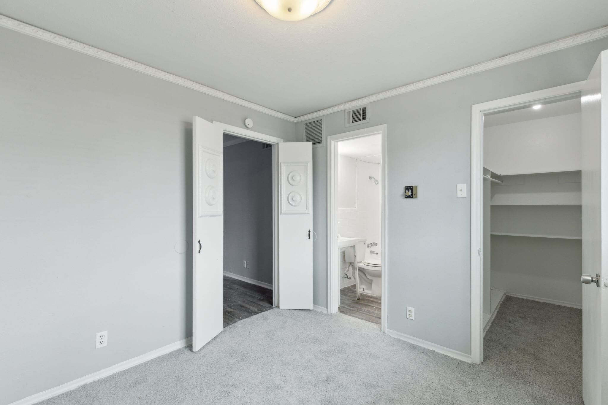 The Bonnie - 308 E 8th St Dallas, TX 75203 | Apartments.com