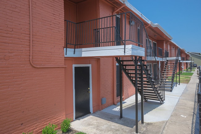 Veranda Village Apartments - Pasadena, TX | Apartments.com