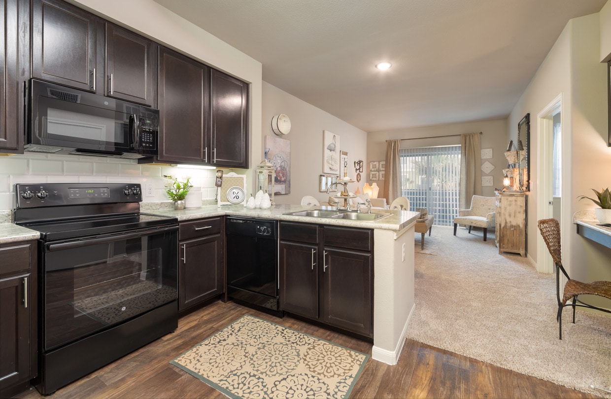 Still Waters at Southpark Meadows - 515 E Slaughter Ln Austin, TX 78744 ...