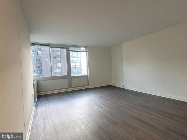 604-36 S Washington Square Unit 1801, Philadelphia, PA 19106 - Room for ...