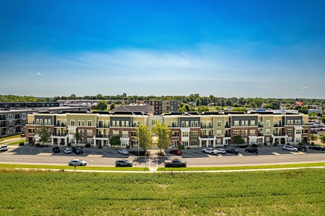 Northside Apartments for Rent with High Ceilings - Middleton, WI ...