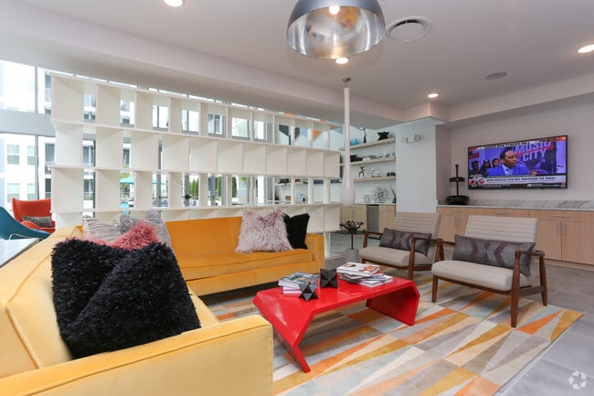 Spectrum on Spring Apartments - 1270 Spring St NW Atlanta, GA ...