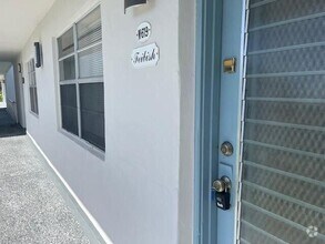 Kings Point Apartments for Rent with a Walk-In Closet - Delray Beach ...