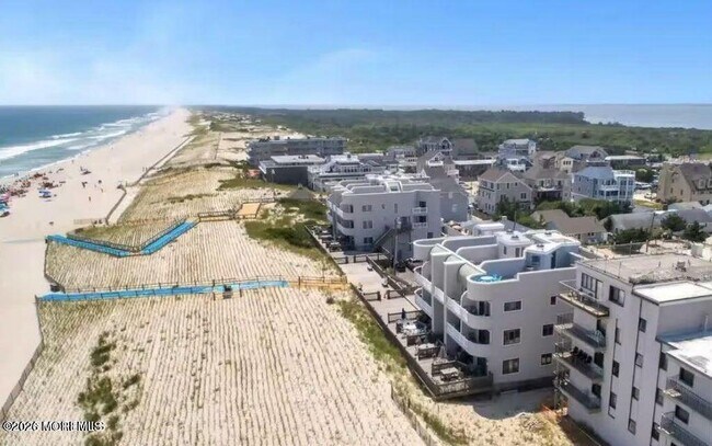 Apartments for Rent with Utilities Included in Midway Beach, Seaside ...
