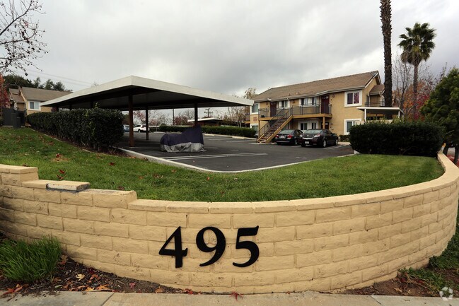 Heritage at Canyon Pointe Apartments - Apartments in Escondido, CA ...