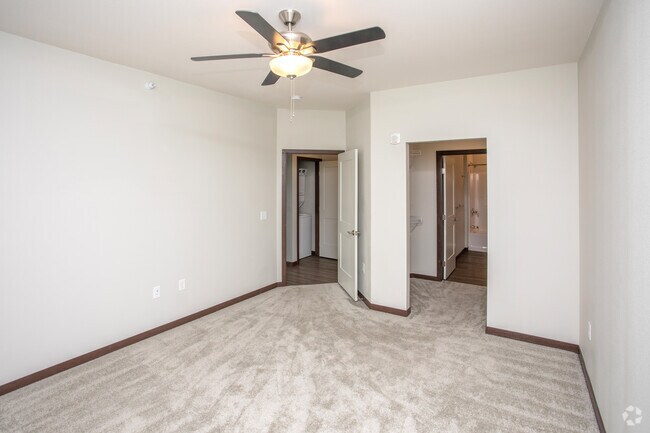 Lake Jonathan Flats - 3000 N Chestnut St Chaska, MN | Apartments.com