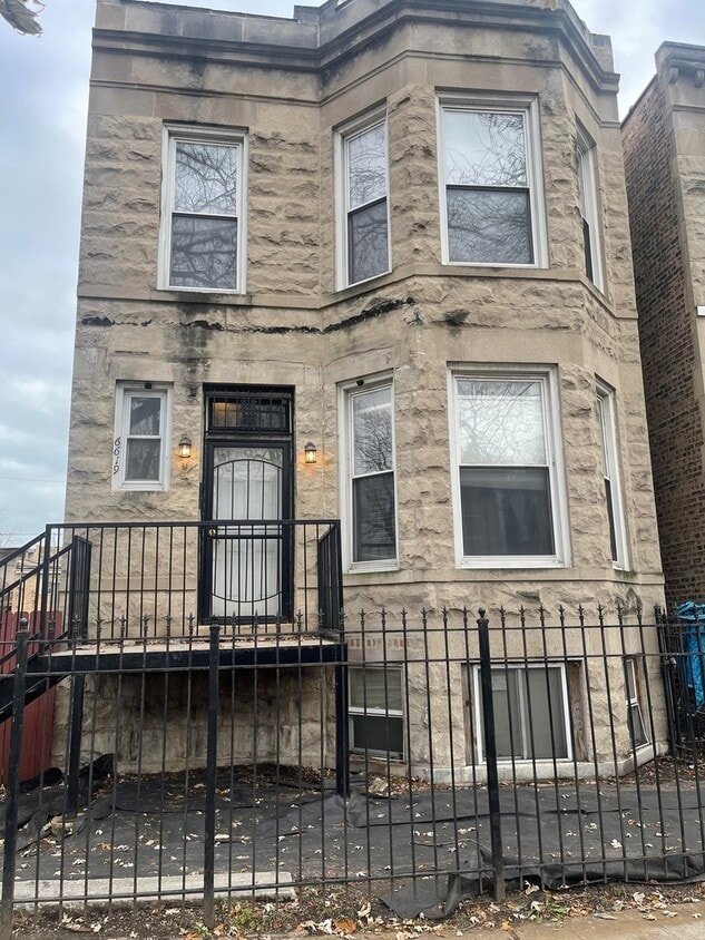 6619 S Rhodes Ave, Chicago, IL 60637 - House Rental in Chicago, IL ...