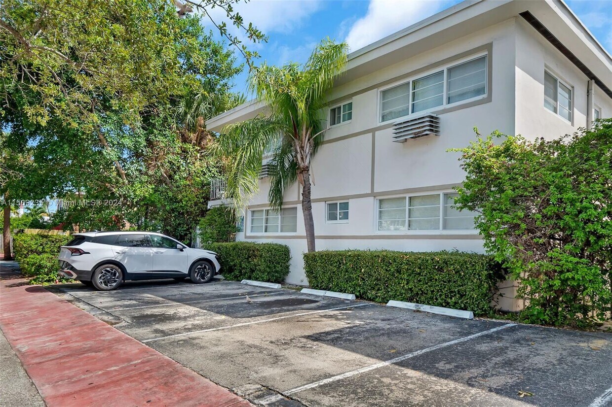 6921 Rue Vendome Unit 4, Miami Beach, FL 33141 - Room for Rent in Miami ...