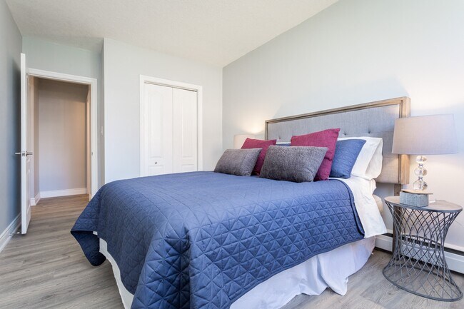 75 Carling Street Apartments - 75 Carling St Hamilton, ON | Apartments.com