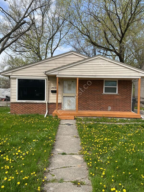 29172 Oakwood St, Inkster, MI 48141 - House Rental in Inkster, MI ...