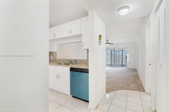 1100 SW 128th Terrace Unit 410U, Pembroke Pines, FL 33027 - Condo for ...