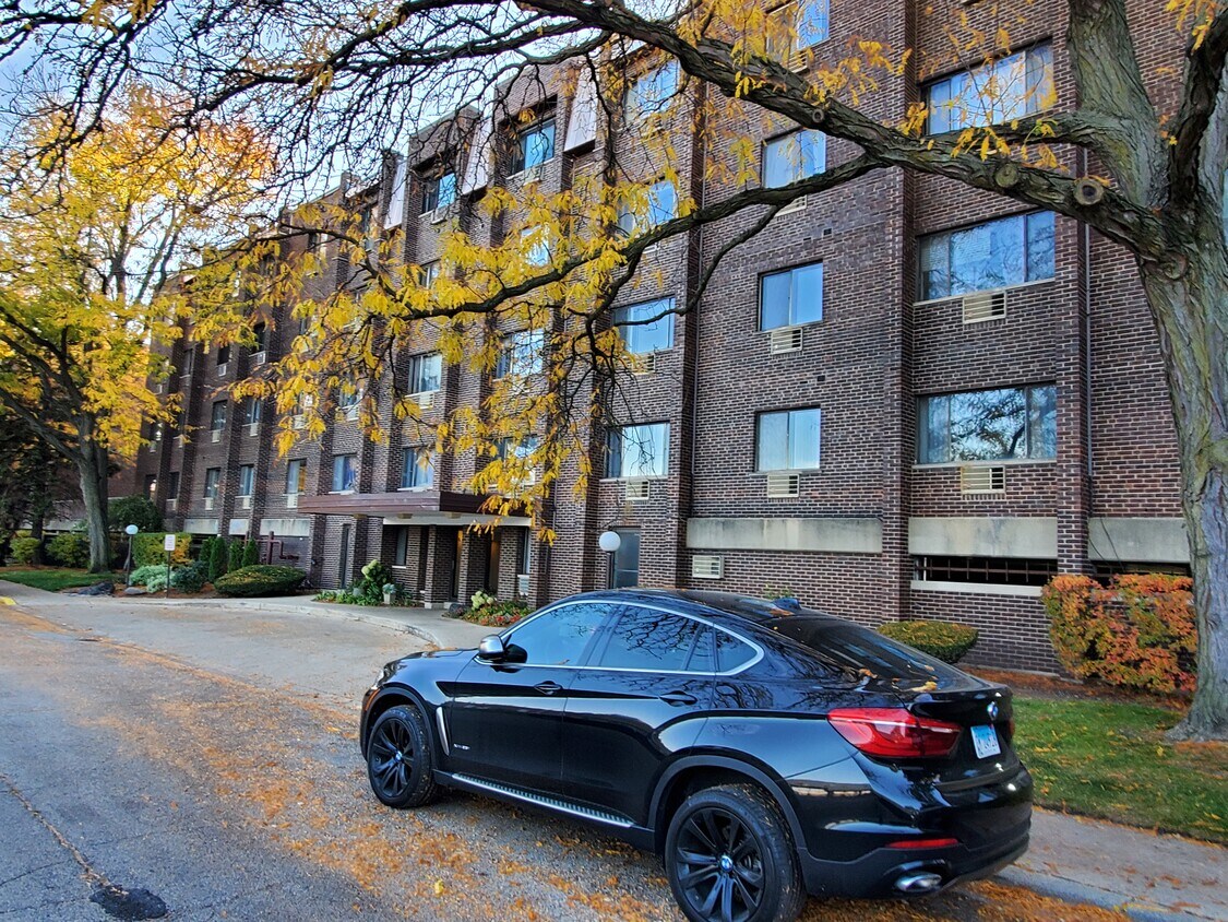 4624 N Commons Dr Unit 310, Chicago, IL 60656 - Condo for Rent in ...