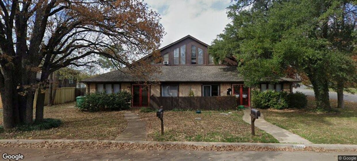 2000 Woodbrook St, Denton, TX 76205 - House Rental in Denton, TX ...