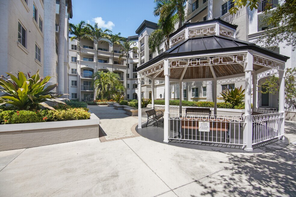 Apartments for Rent with a Dog Park in Lower Riviera, Coral Gables ...