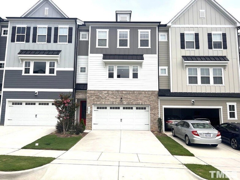 822 Amley Pl, Apex, NC 27523 | Apartments.com
