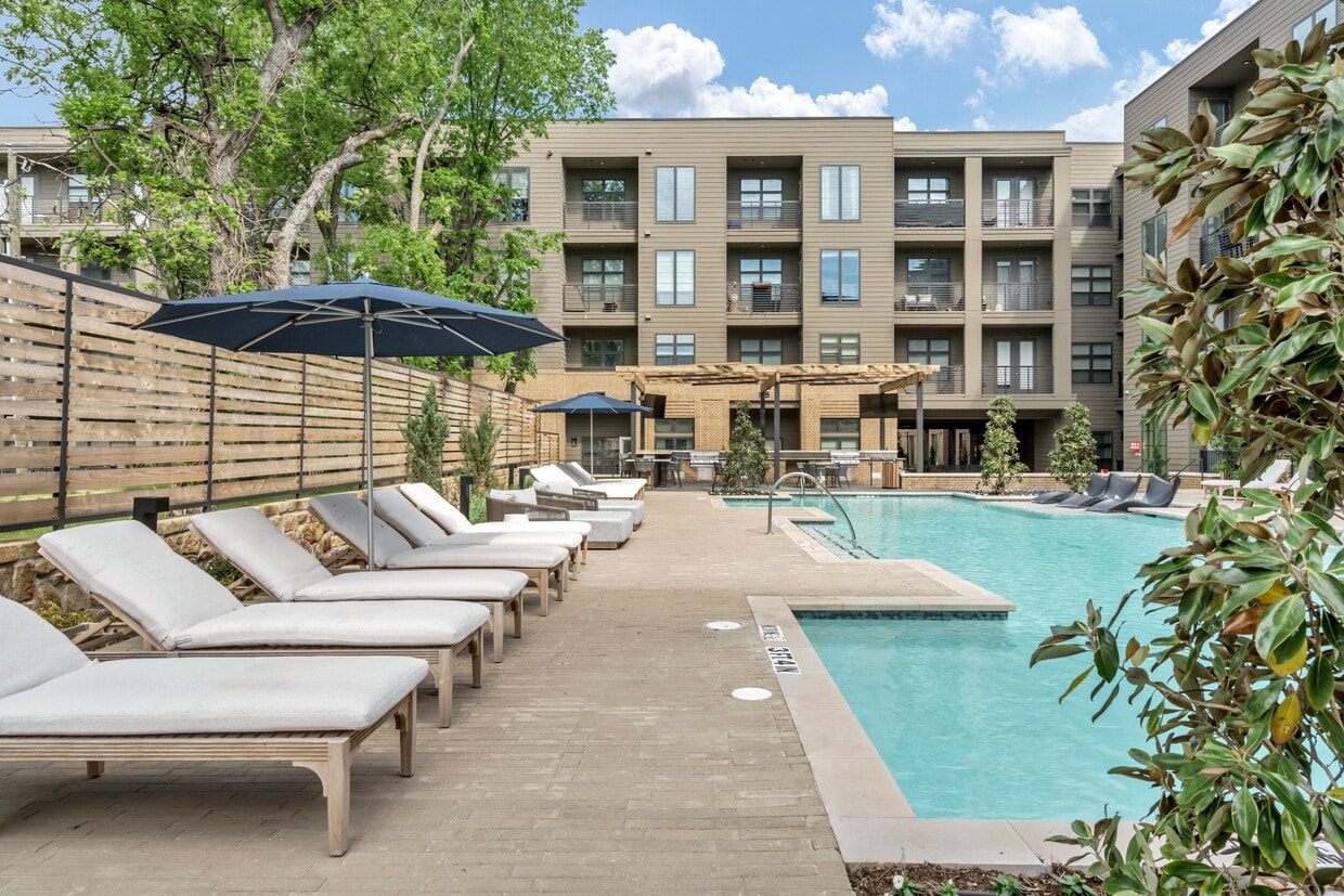 Ross + Peak - 4302 Ross Ave Dallas, TX 75204 | Apartments.com