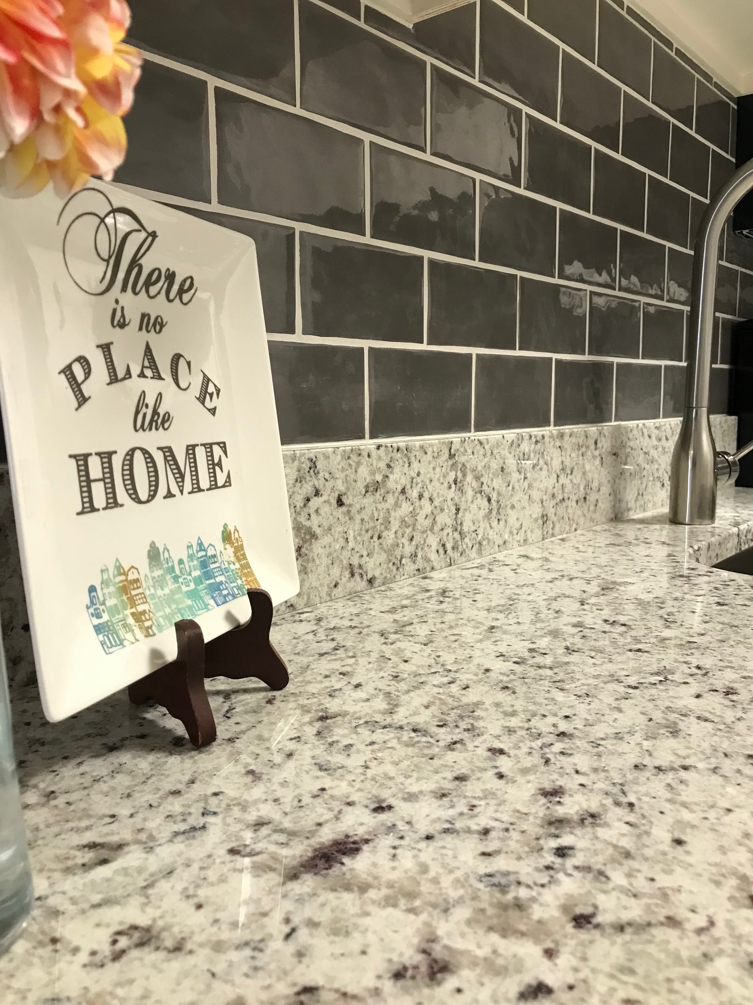 927 Main St, Grafton, OH 44044 - 927 Main St Grafton, OH 44044 ...