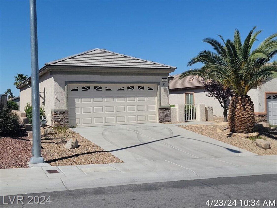 2561 Corvus St, Henderson, NV 89044 - House Rental in Henderson, NV ...