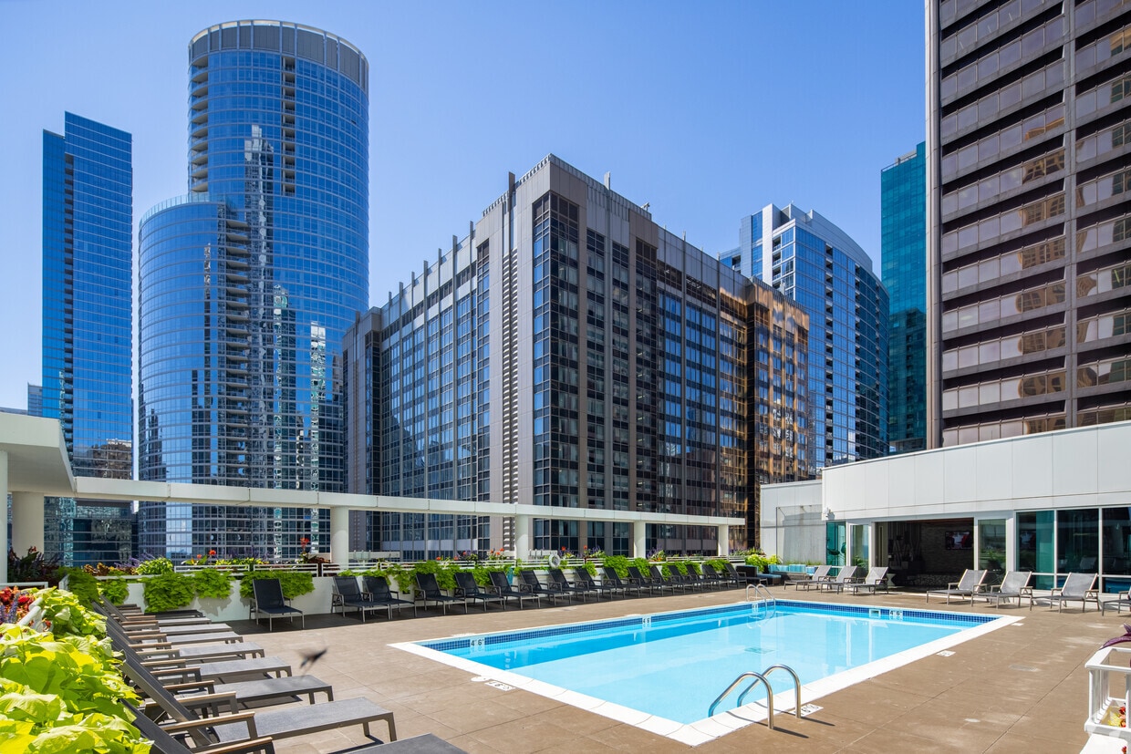 The Streeter - 345 E Ohio St Chicago, IL - Apartments for Rent in ...