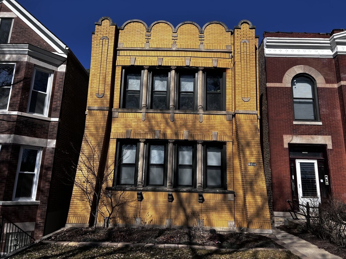 1904 W 34th Pl, Chicago, IL 60608 - House Rental in Chicago, IL ...