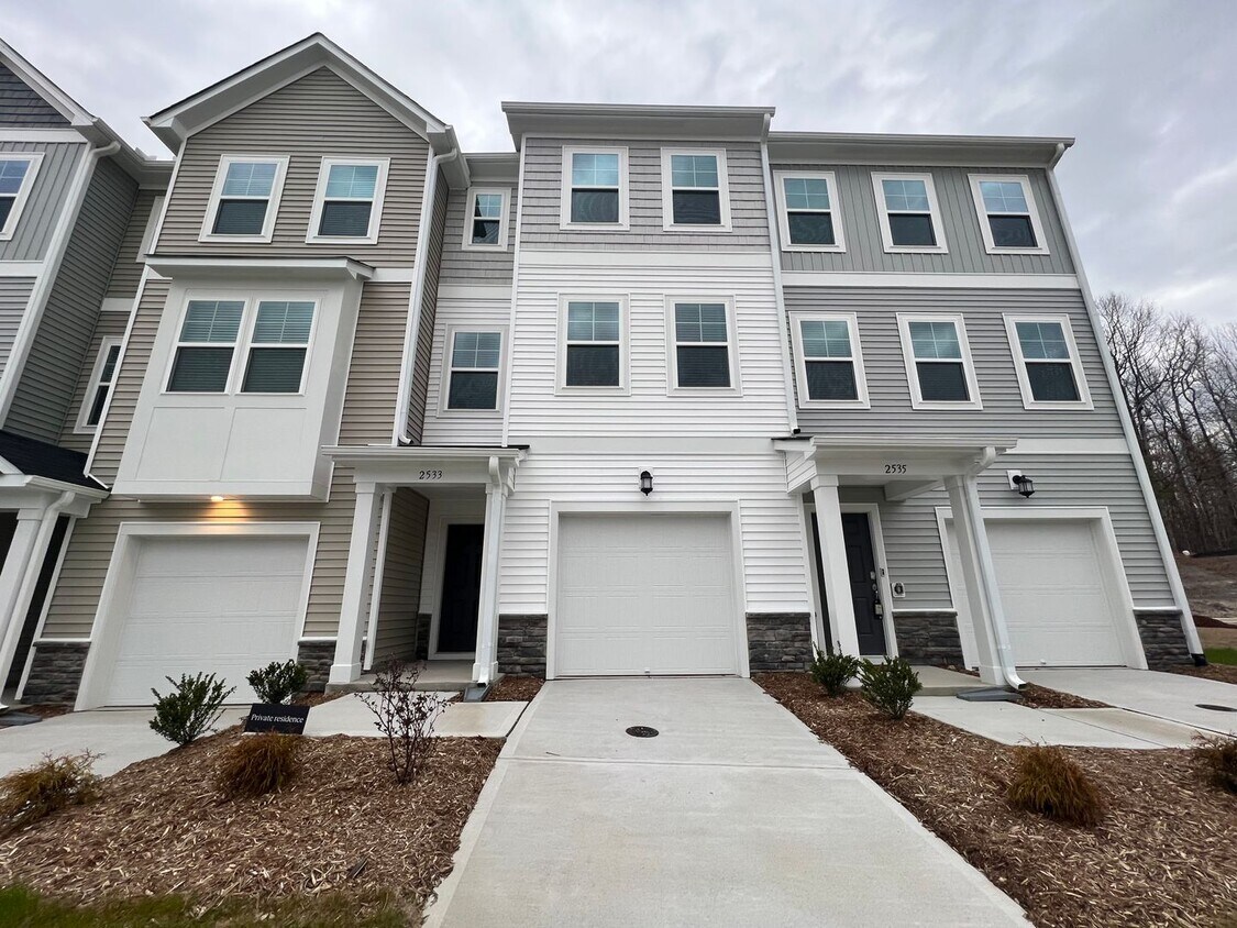 2533 Chert Ln, Raleigh, NC 27610 - Townhome Rentals in Raleigh NC ...