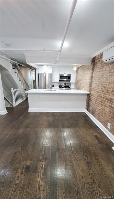 120 W 132nd St, New York, NY 10027 | Apartments.com