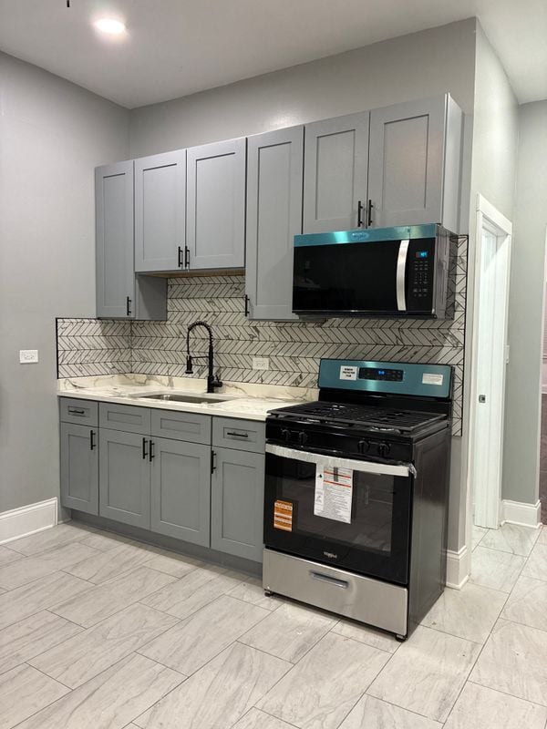 5543 S Shields Ave, Chicago, IL 60621 | Apartments.com