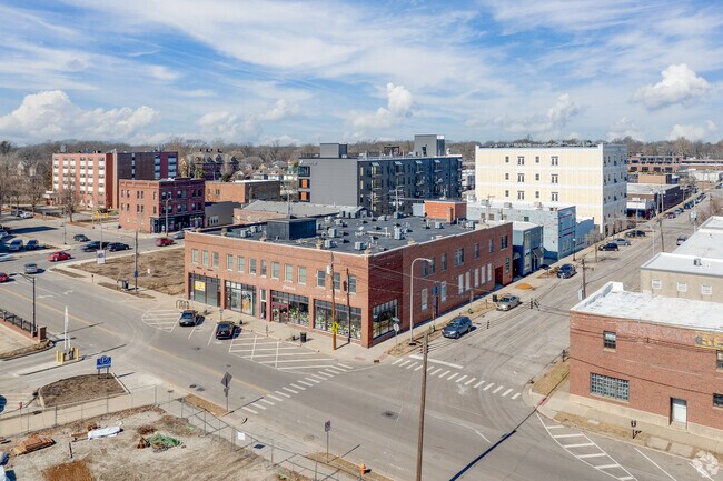 Downtown Champaign Loft Apartments for Rent - Champaign, IL - Updated ...