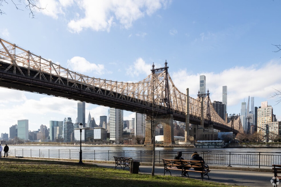 Apartments for Rent with a Walk-In Closet in Queens NY | Apartments.com