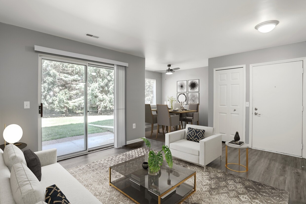 Pheasant Run - 1500 N Towne Commons Blvd Fenton, MI 48430 | Apartments.com