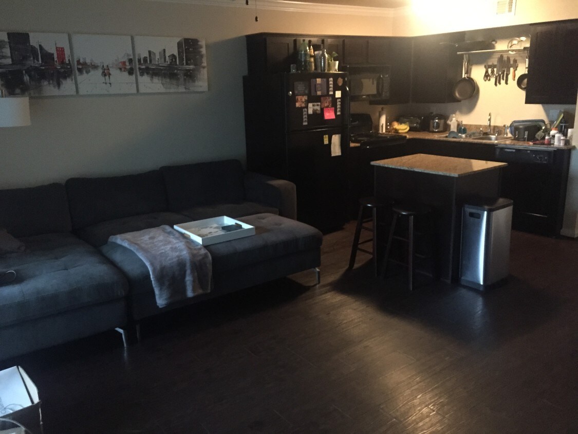 300 Pecore St, Houston, TX 77009 - 300 Pecore St Houston, TX 77009 | Apartments.com